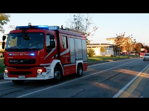 APS Volvo + AS EuroFire Vigili del Fuoco Treviso - Italian fire Engine ...