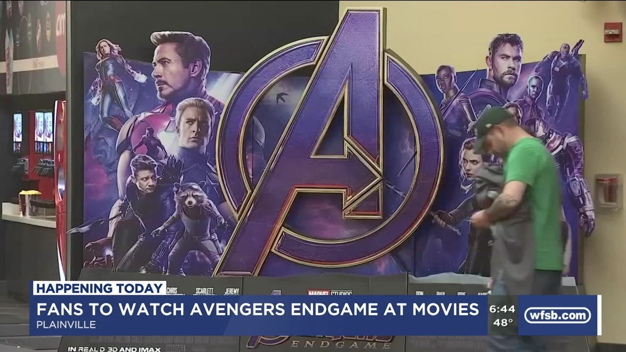 VIDEO: Fans go see Avengers on opening night - YouTube