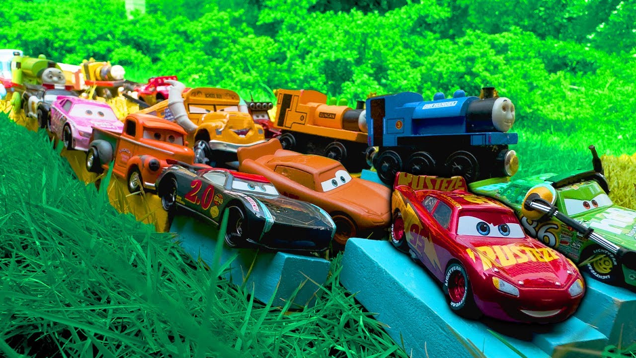Looking For Disney Pixar Cars on the Rock🎁 Lightning McQueen,Mack,Sally ...