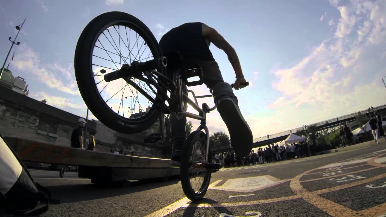 Alex Jumelin - Paris Summer 2014 - YouTube