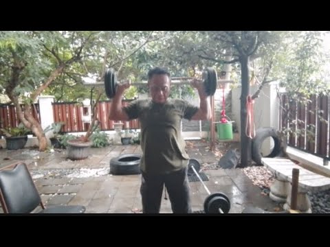 Olah Raga Dengan Tiga Macam Ukuran Barbel - YouTube