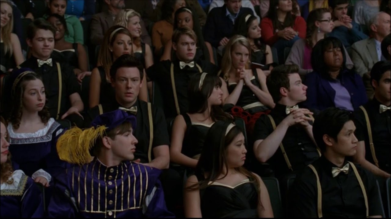 Glee - Regionals Judges Are Introduced 3x14 - YouTube