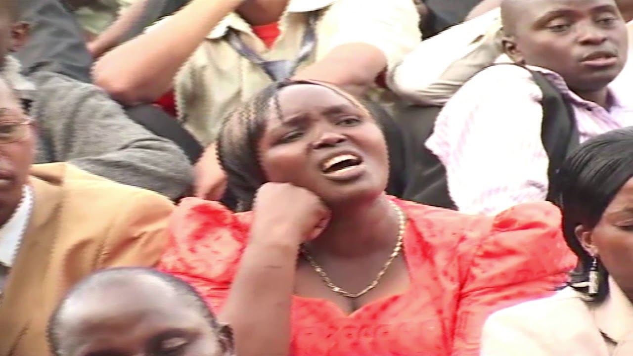 DUNIA YATISHATISHA by ABC STAREHE CHOIR - YouTube