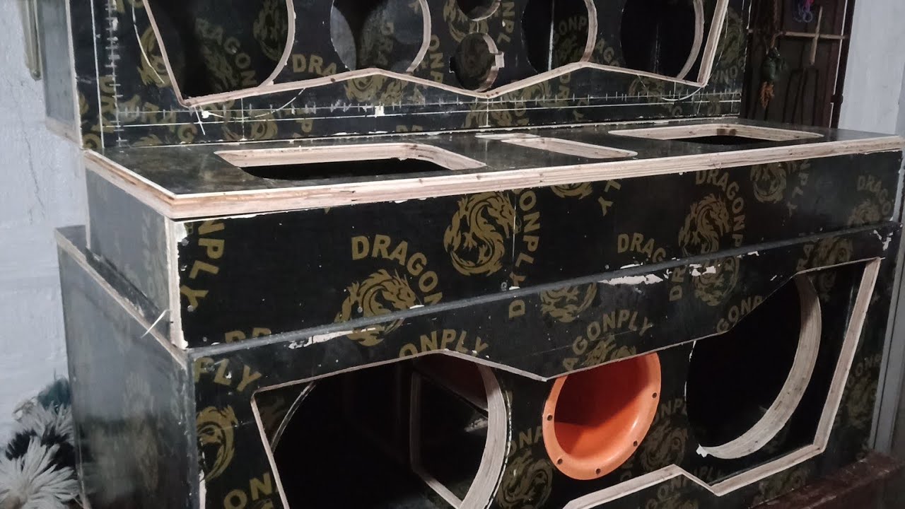 DUAL 12 INCH SUBWOOFER BOX 6 INCH AERO PORT/ AMPLIFIER RACK / MIDHIGH ...