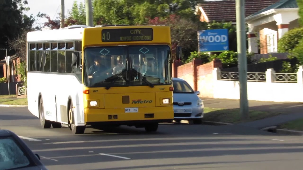 Metro buses around Launceston - YouTube