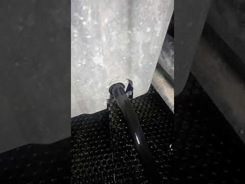 Removing Oil Drain Plug DD15 Engine #shorts - YouTube