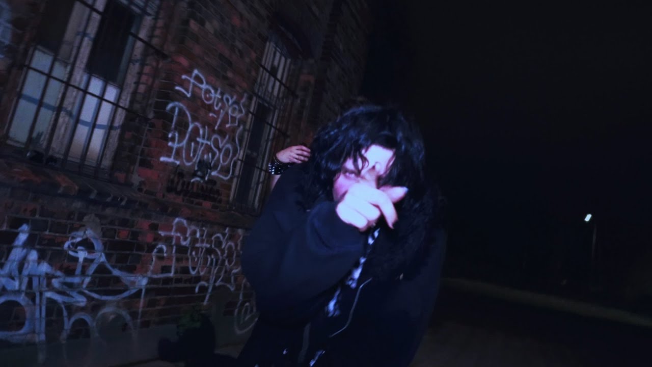 GØTHBØYBABY - VAMPIRE'S DESIRE (with UpVampin) - YouTube