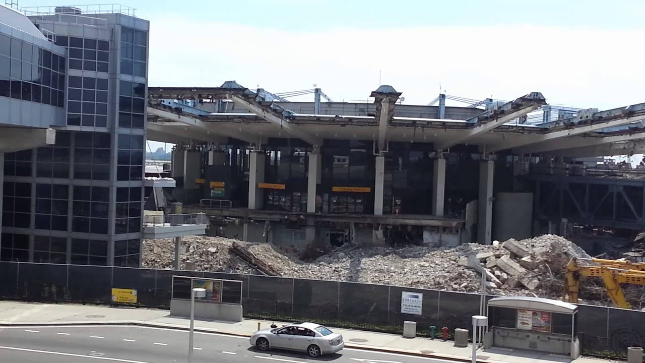 Demolition of Delta Airlines (& formerly Pan Am) Historic Worldport ...