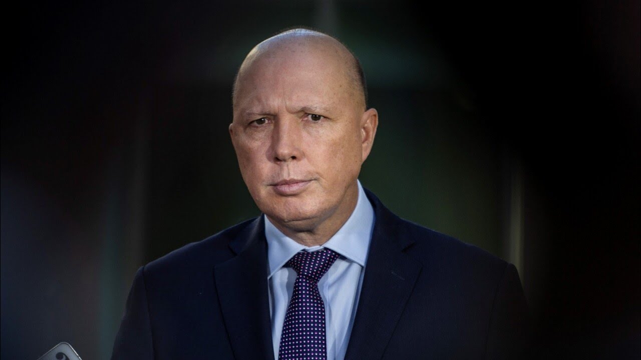 ‘Yesterday's man’: Peter Dutton’s approval rating takes a dive - YouTube