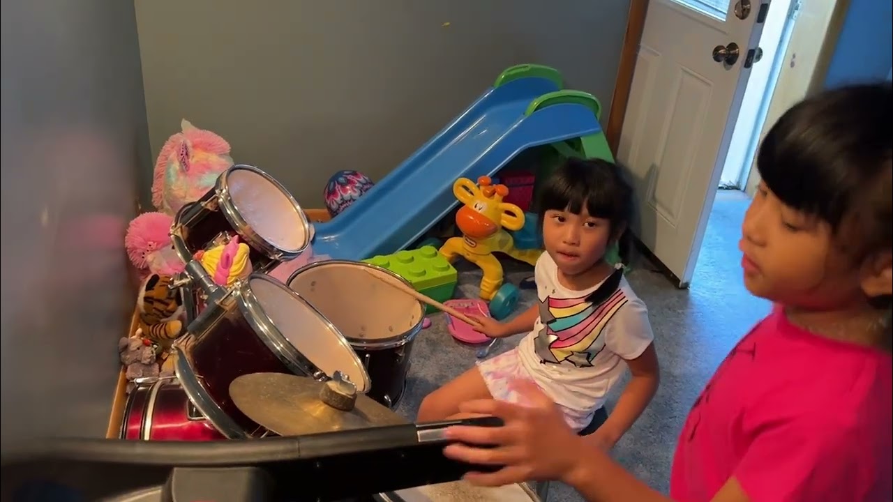 Debby can play Drum 🥁😝 - YouTube