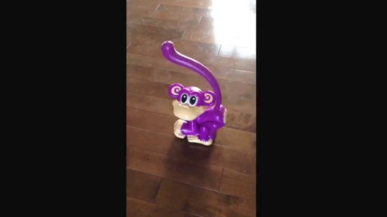 TWERKING MONKEY OMG! - YouTube