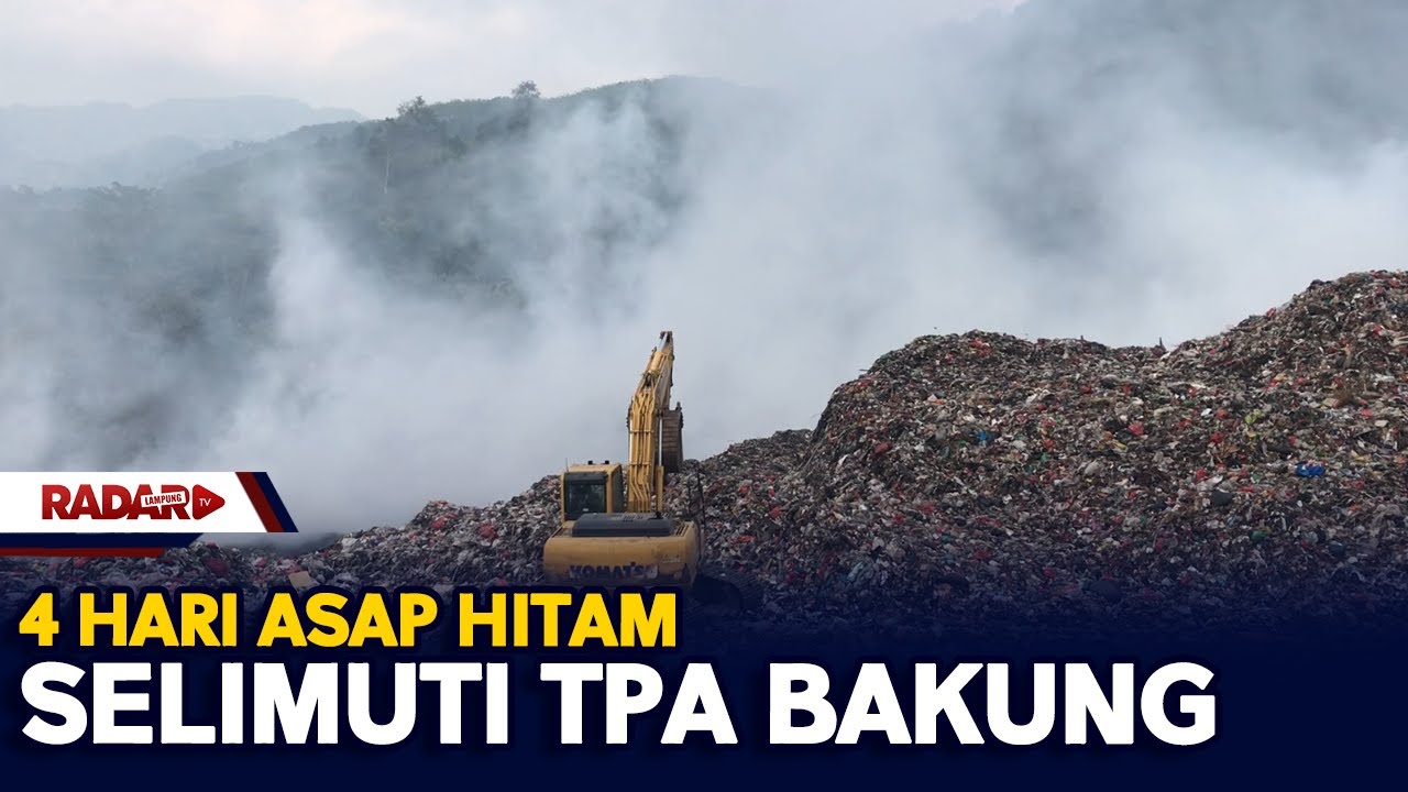 4 Hari Asap Hitam Selimuti TPA Bakung - YouTube