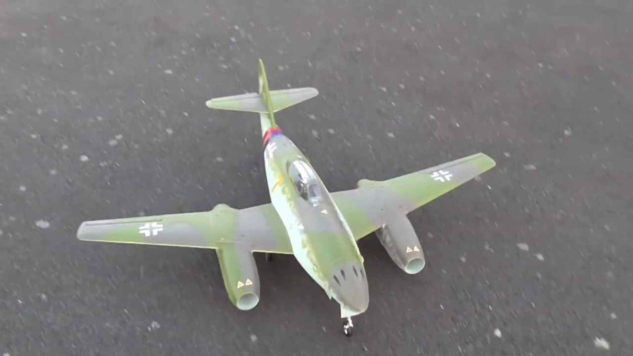 Freewing Messerschmitt Me-262 - YouTube