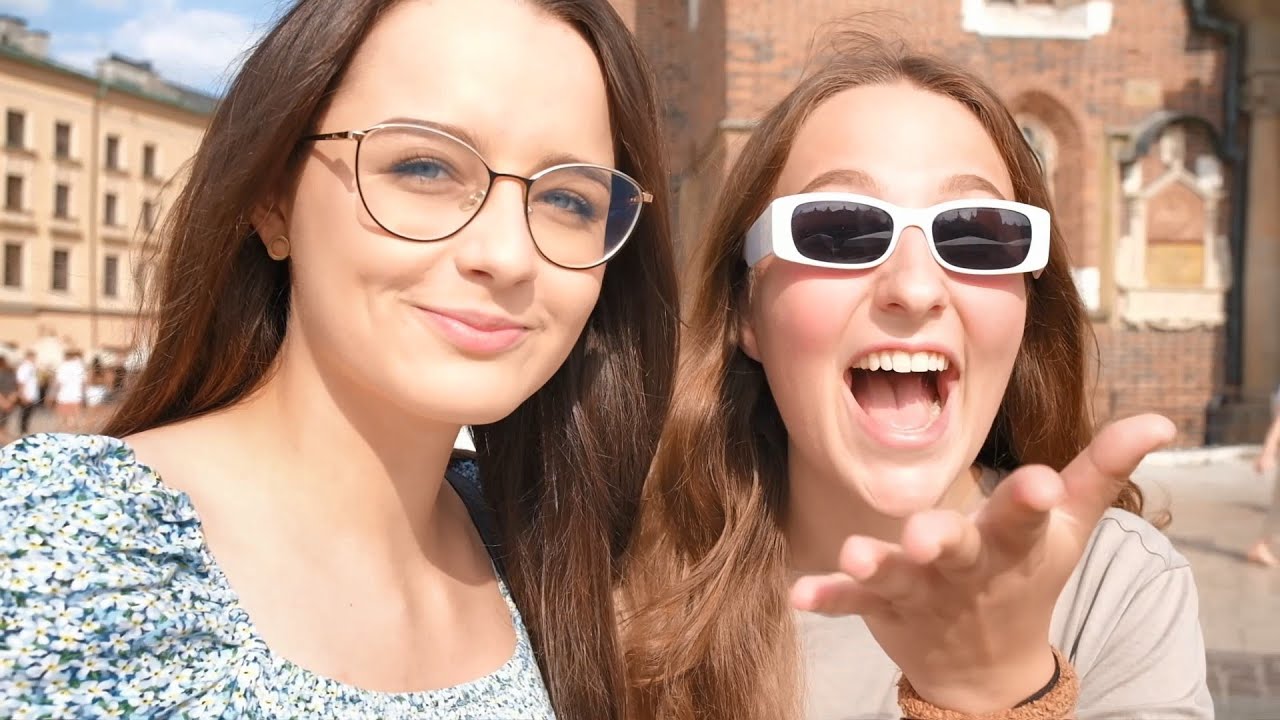 Girls in Poland smile for the camera😁 - YouTube