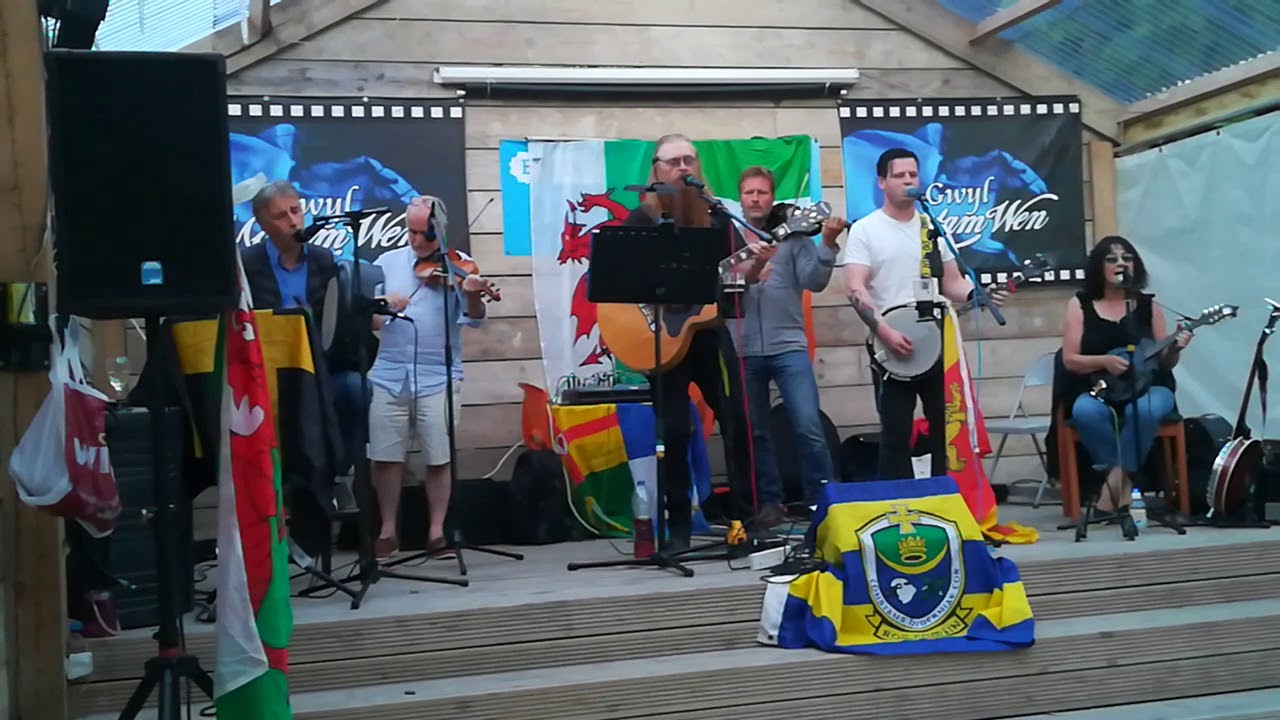 The Ferryman - Traed Moch Mon - YouTube