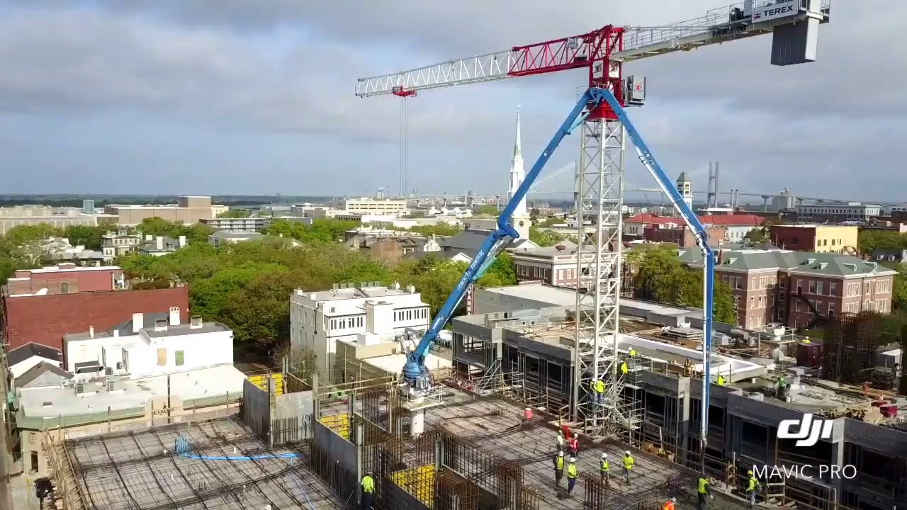 Cherokee Pumping's 41-meter placing boom - YouTube