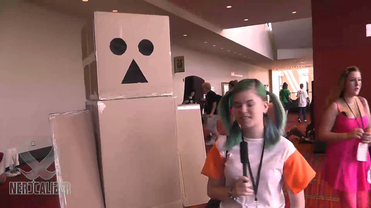 Yotsuba and Danbo Cosplay - YouTube