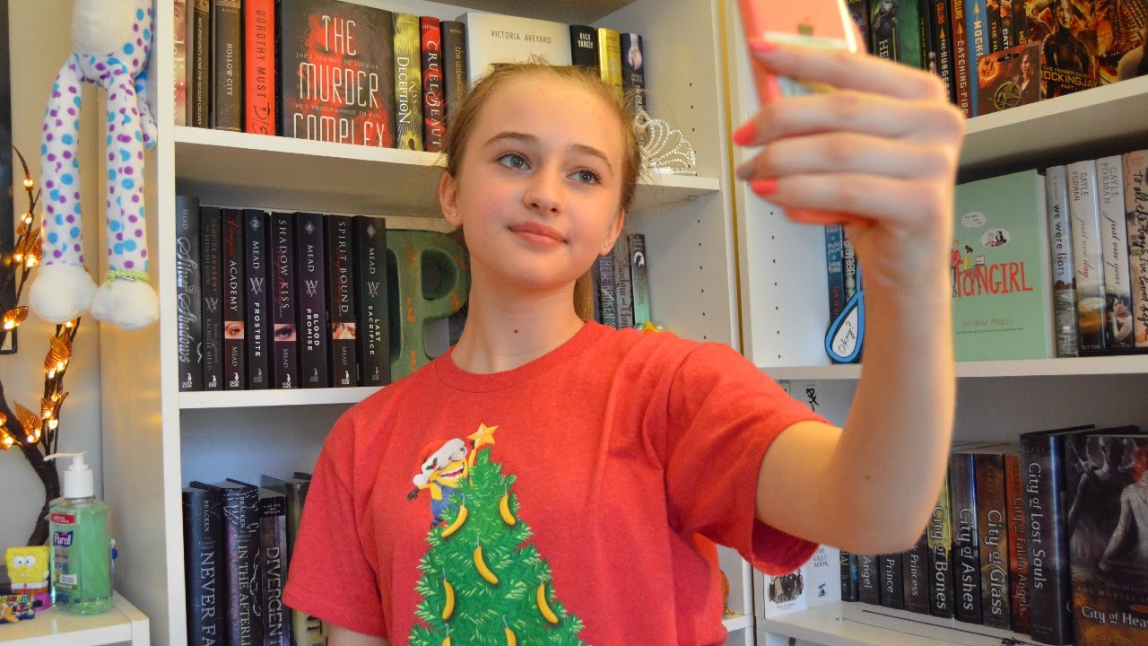 Shelfie Book Tag | Peyton Reads - YouTube