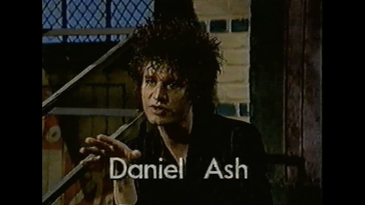 Daniel Ash - MTV 1992 Interview - YouTube
