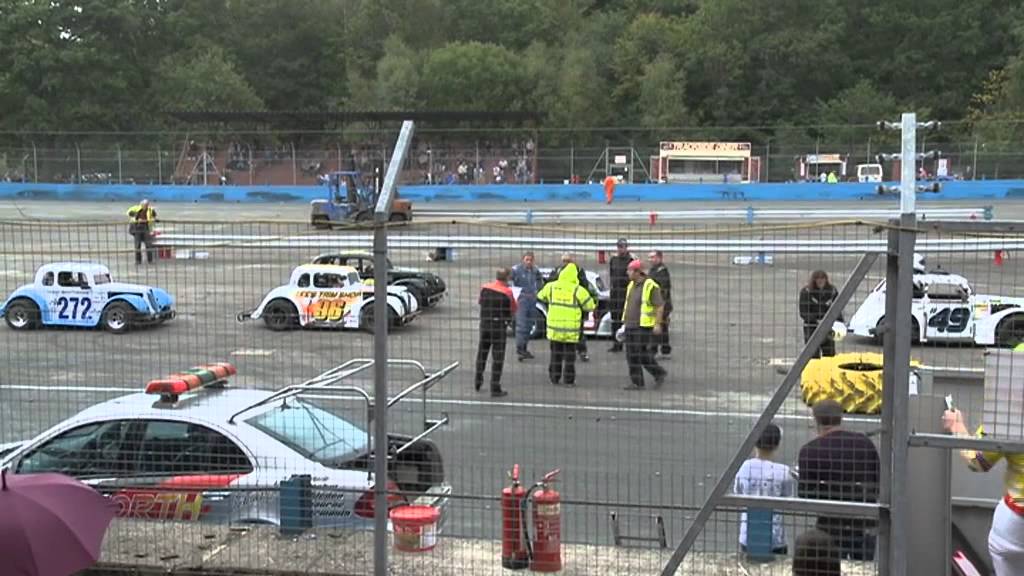 Legends Racing from Aldershot - YouTube