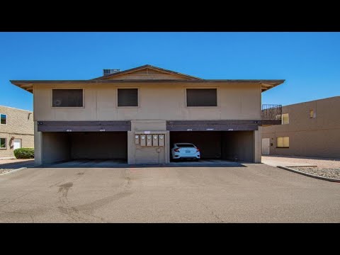 4708 E PORTLAND Street, Phoenix, AZ Presented by Lauren M Vargas.