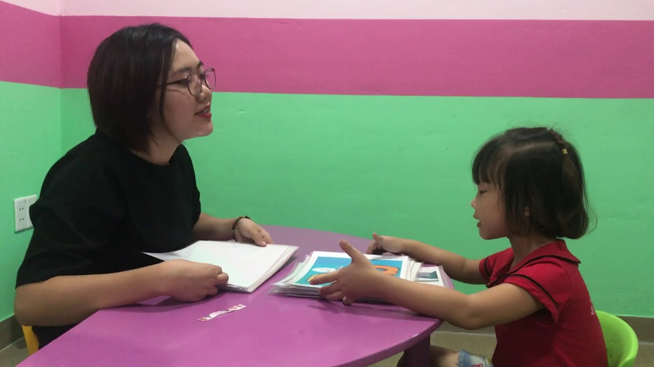 Emily - Apple 1 - Speaking Test 6/9 - YouTube