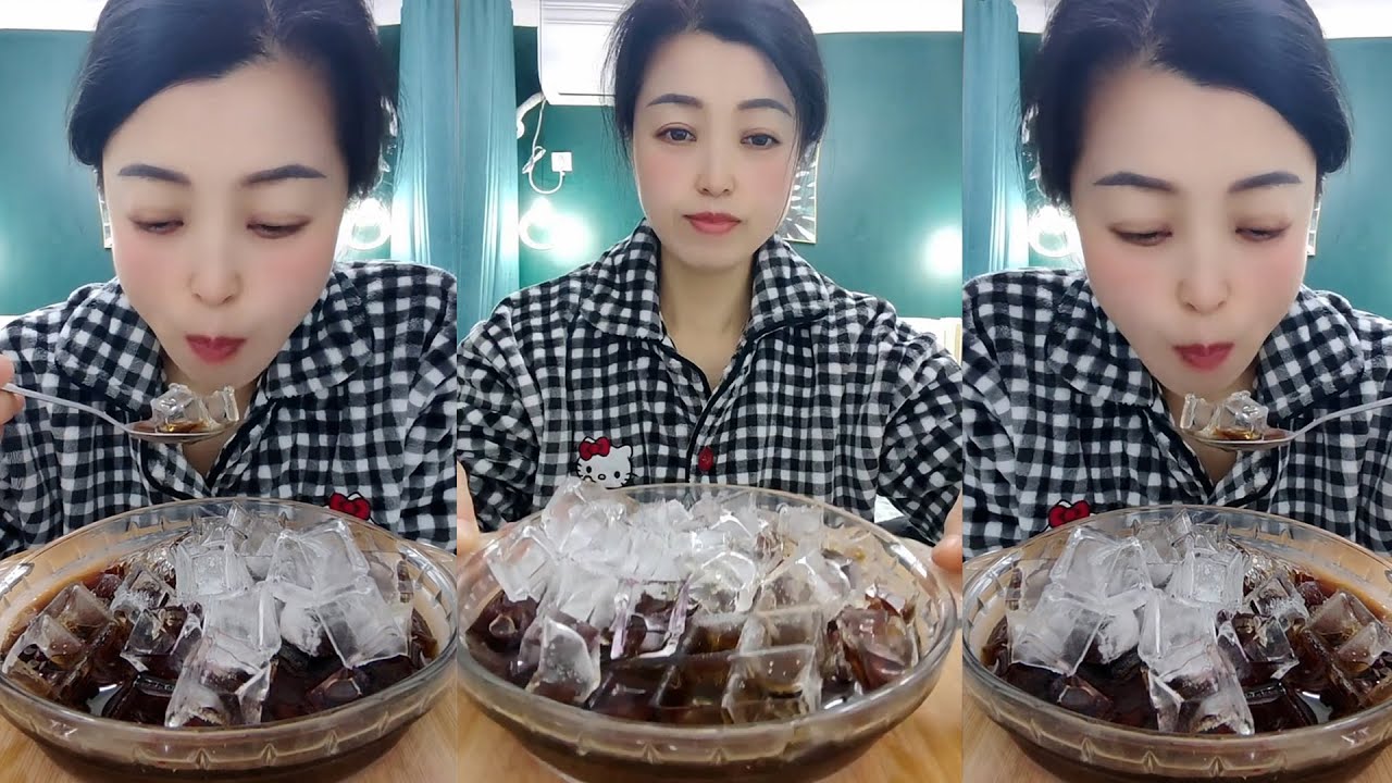 Fifth sister ICE CHUNKS WITH MATCHA AND MILK POWDER | ASMR ICE EATING ...