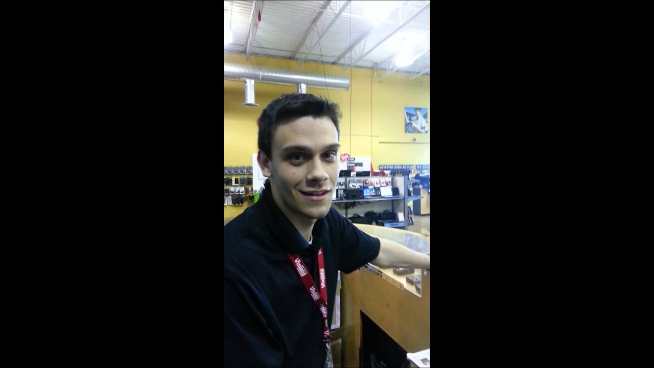 What to do when you see a sexy broad - YouTube