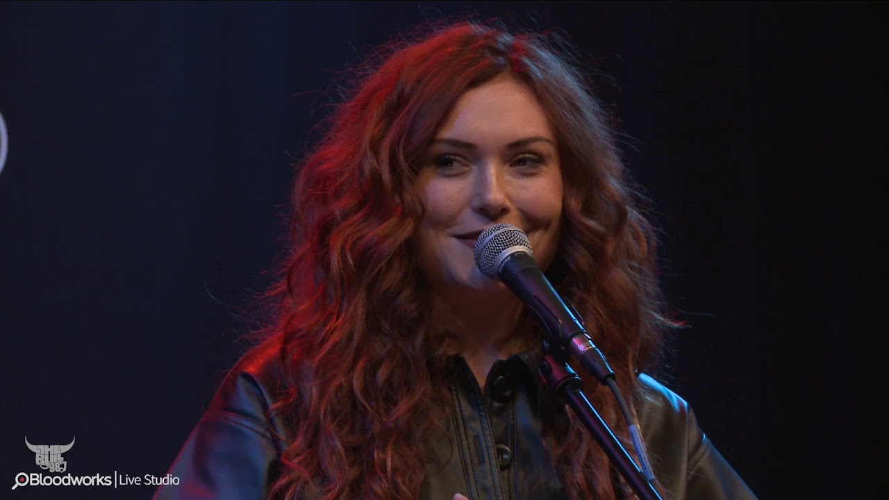 Kylie Morgan - Interview - YouTube