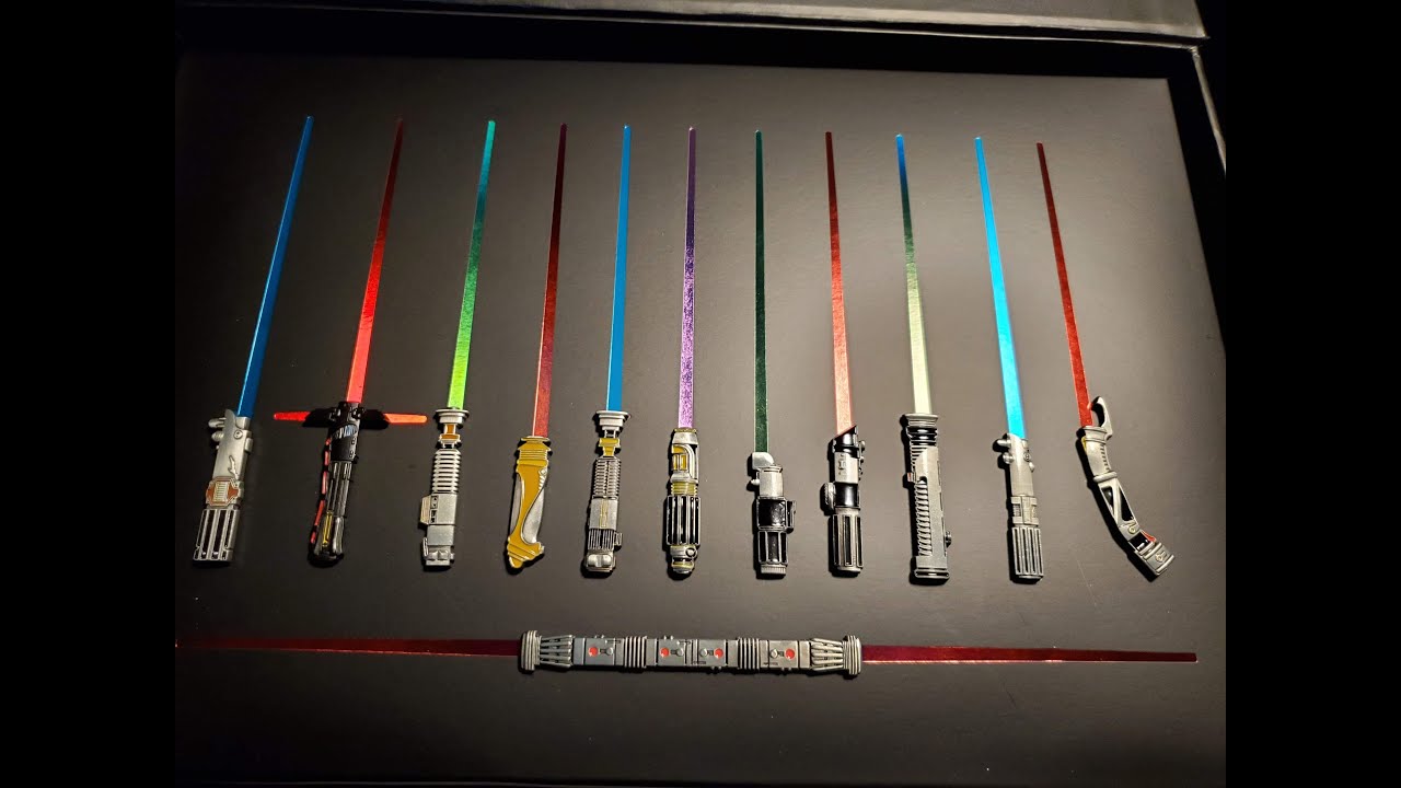 Limited Edition Star Wars Lightsaber Hilts Boxed Set Pin Collection ...