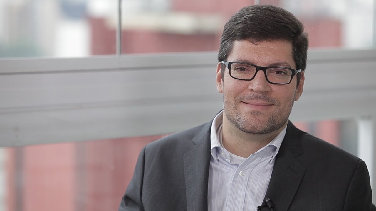 Entrevista: Rodrigo Mendes e a educação inclusiva - YouTube