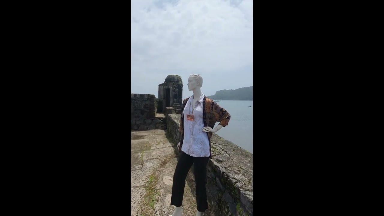 LOUJAY - Elvira (Visualizer) - YouTube