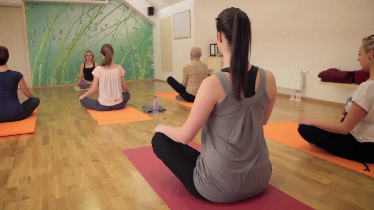 Yogacentrum Praha - centrum cvičení jógy - YouTube