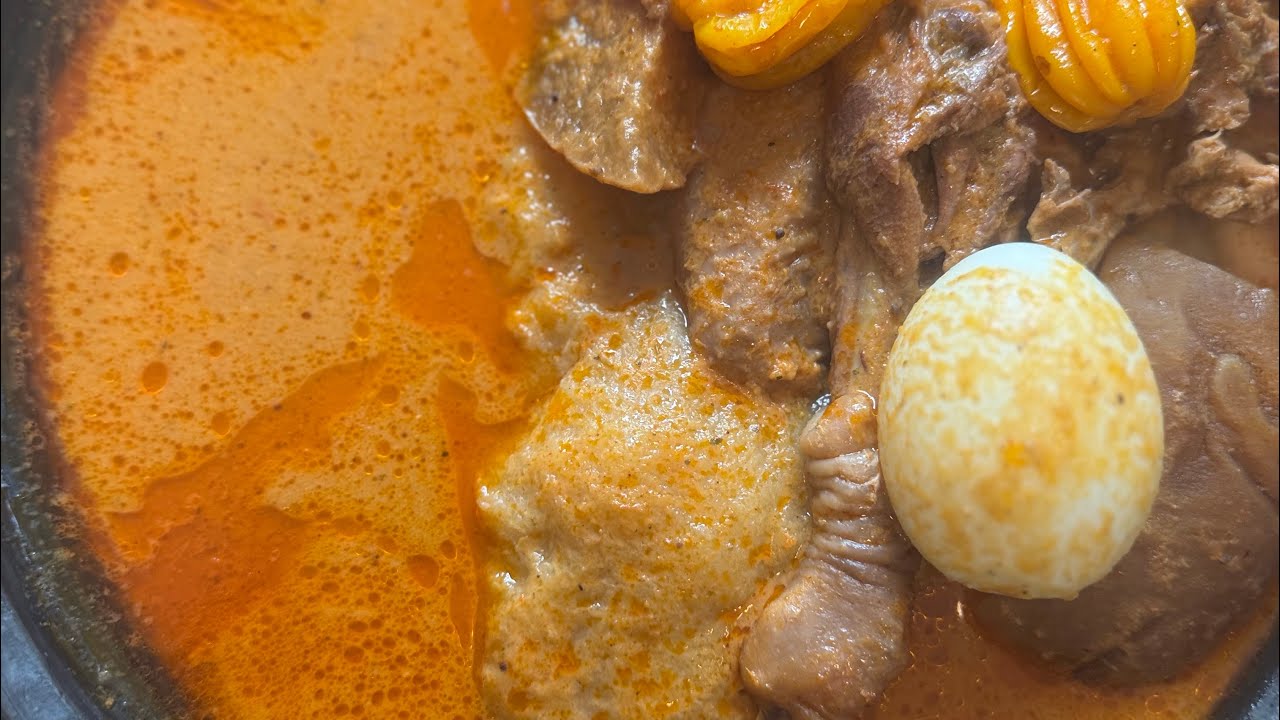 Authentic Ghanaian Peanut butter soup with kokonte - YouTube