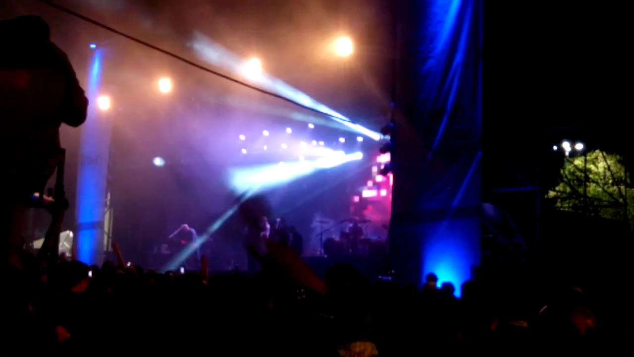 Yo tomo. Bersuit Vergarabat - YouTube