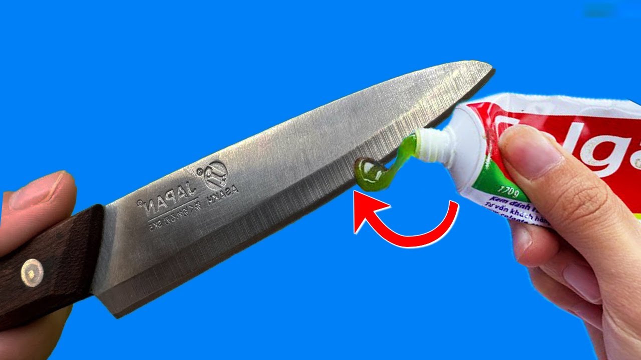 Sharp blade! Sharpen scissors and knives like a razor in 3 minutes this ...