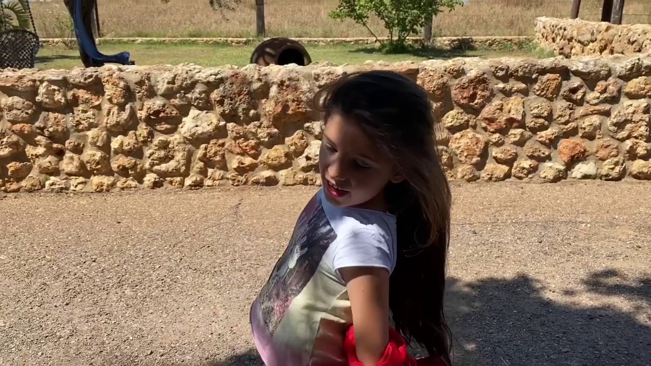 Crazy Official Vídeo Youtube