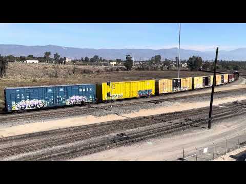 UP 8193 Arriving Westbound Manifest Train Passes Through West Colton Yard - YouTube