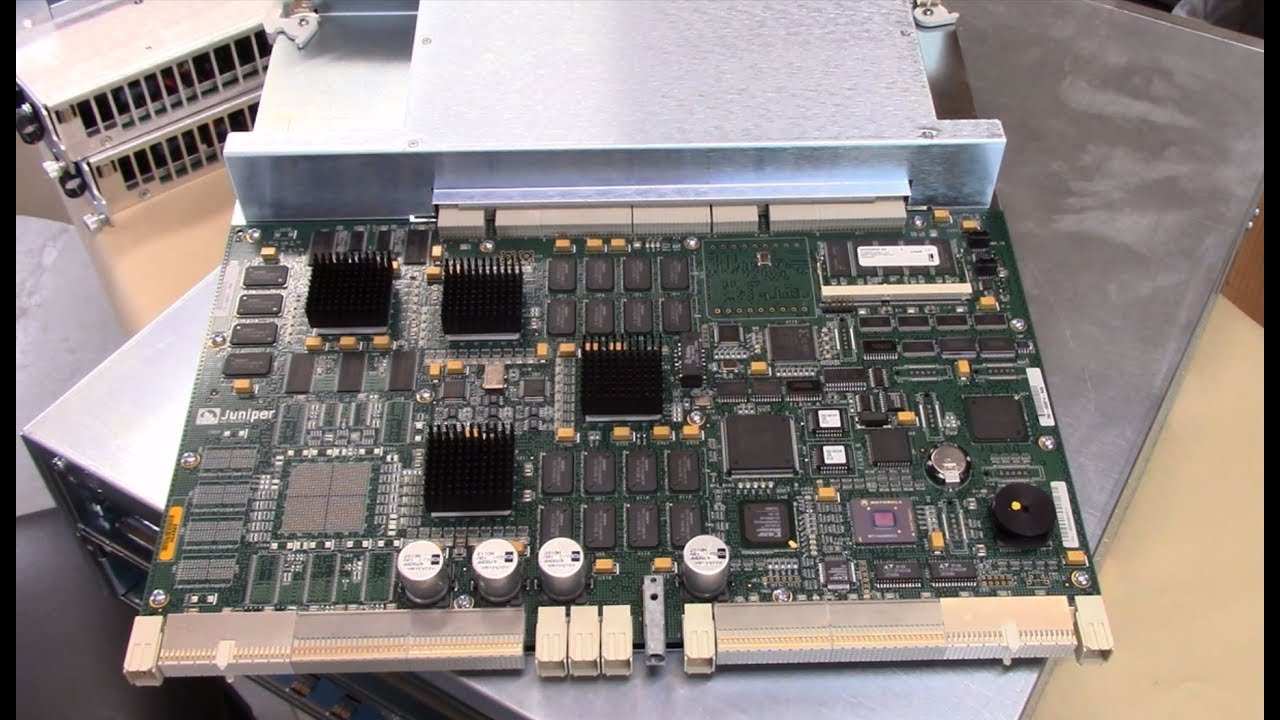 NE#22 Juniper M5 Router Teardown - YouTube