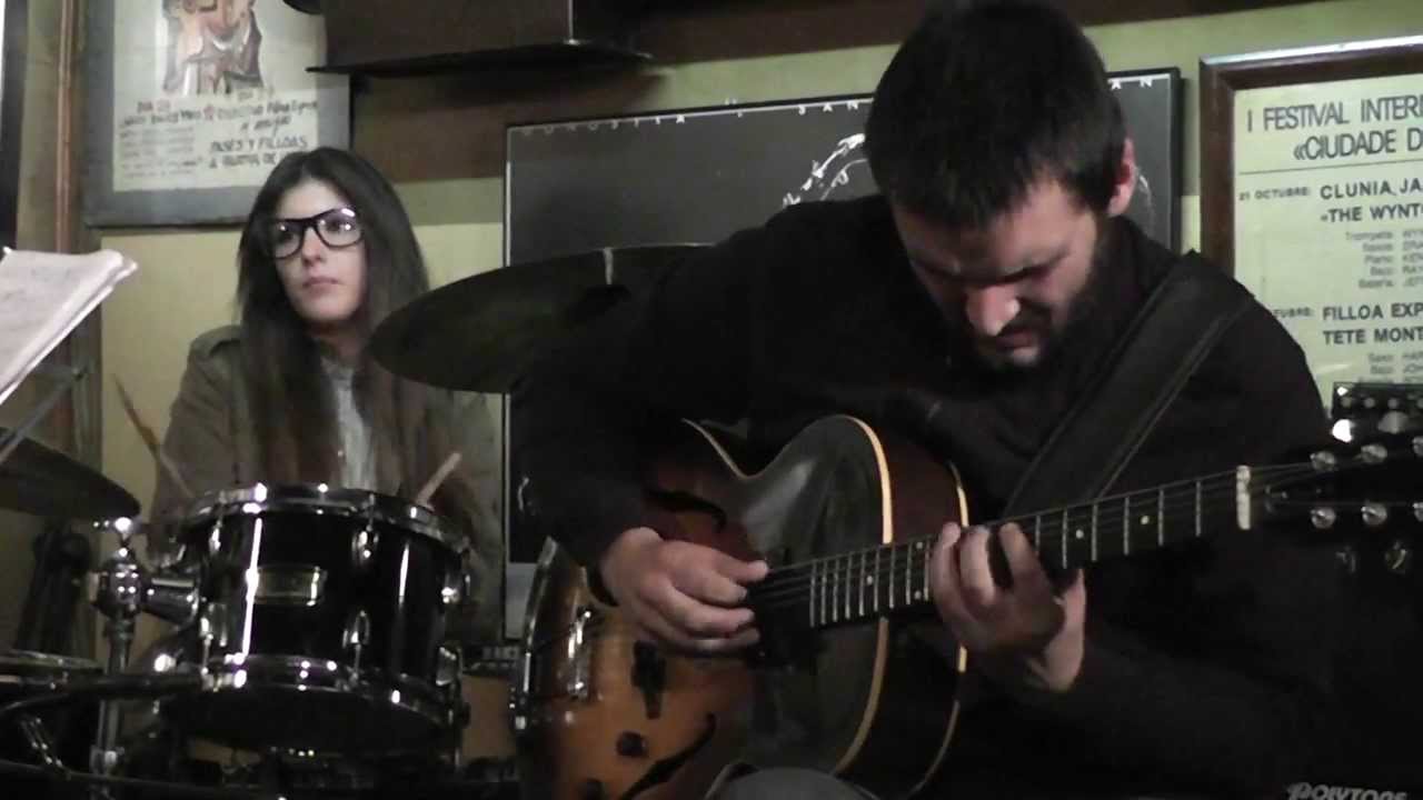 ALEX SALGUEIRO TRÍO - Chant (A Coruña, jazz Filloa 9.10.13) [HD] - YouTube
