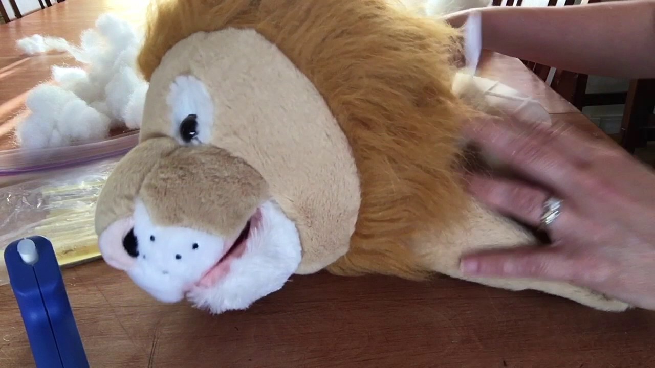 Wall Hanging Lion Put Back Together - YouTube