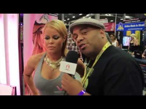 Nikki Delano Exxxotica 2014 New Jersey