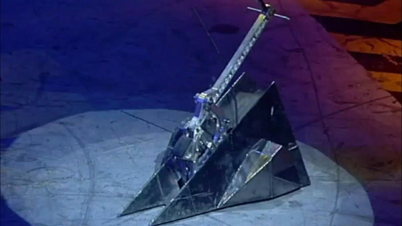 Dominator 2 - Series 6 All Fights - Robot Wars - 2002 - YouTube
