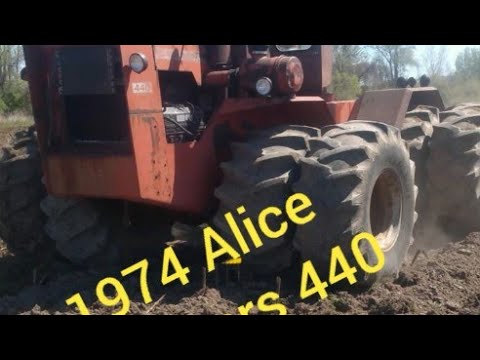 Allis Chalmers 440 - YouTube