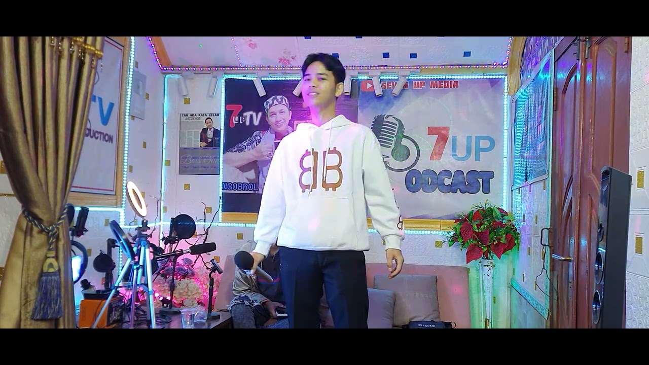 LIVE MUSIK 7UPMUSIK BY ANDRE ( AKU BUKA RAHWANA ( KING NAZAR ) - YouTube