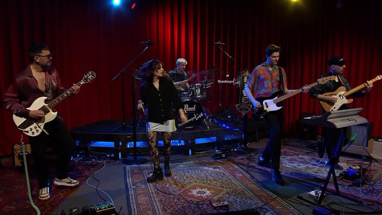 Bad Luck Baby yn Noardewyn Live @OmropFryslan - YouTube