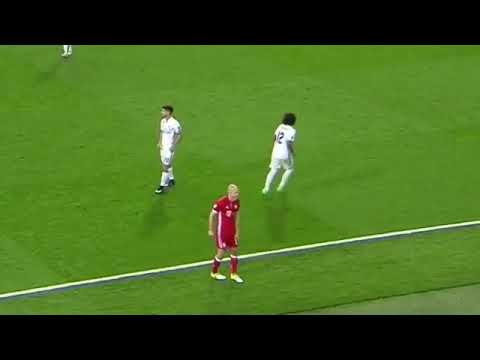 Marcelo vs Robben   Funny moment😁😁😁😁