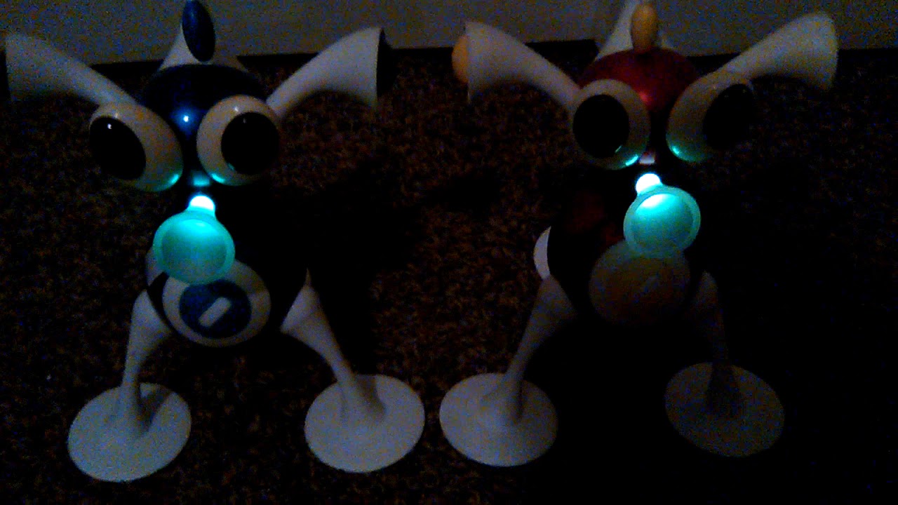 My Two MP3 Iz In The Zizzle Toy From 2005 - YouTube