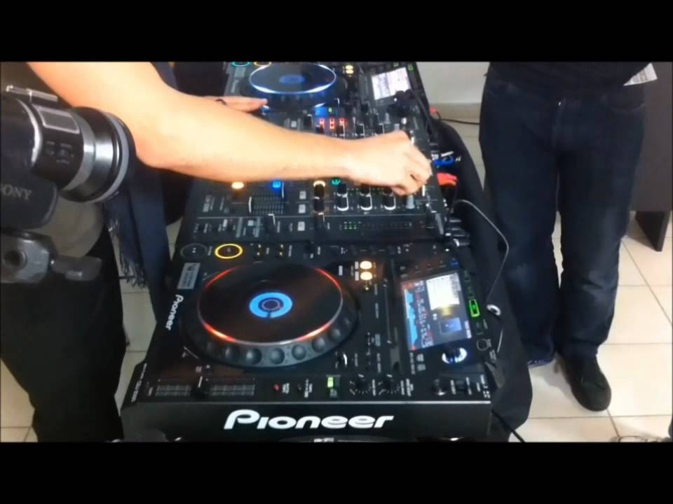 demo dj network - YouTube