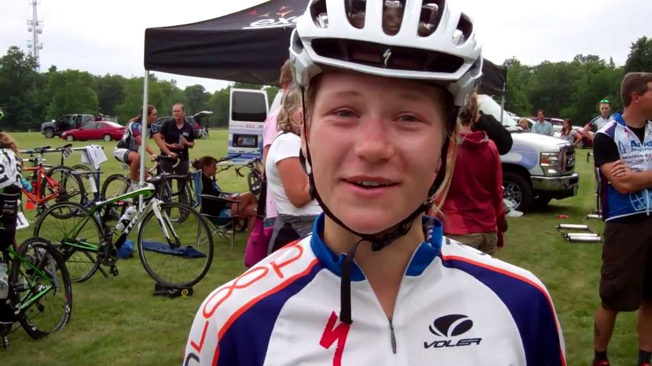 Janelle Cole - 2013 women's 17-18 road race national champion - YouTube
